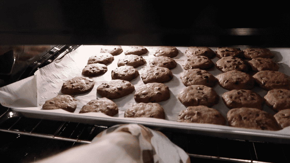 The Greatest Chocolate Chip Cookies In The World - Pressure Luck Cooking
